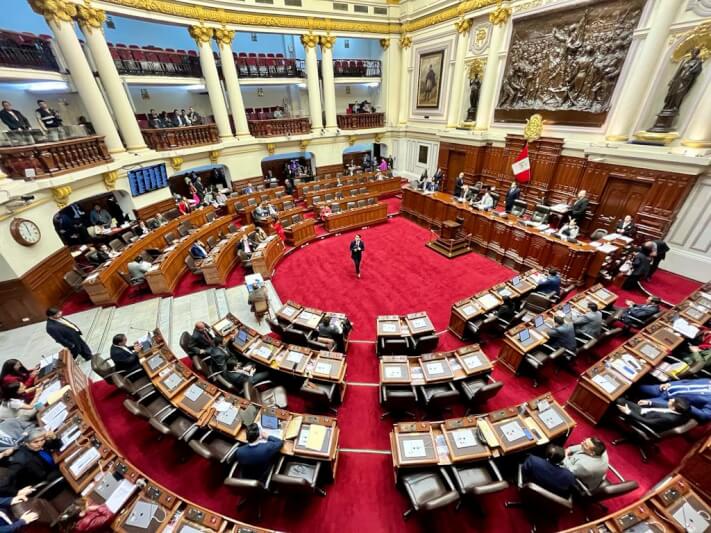 Congreso gasta cerca de medio millón de soles en asesores de comisiones especiales al mes ...